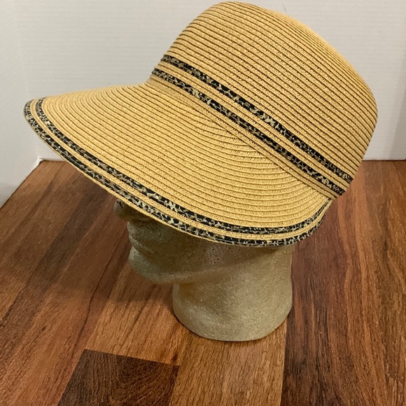 August Hats | Accessories | Nwot August Hat Company Woven Straw Hat W ...